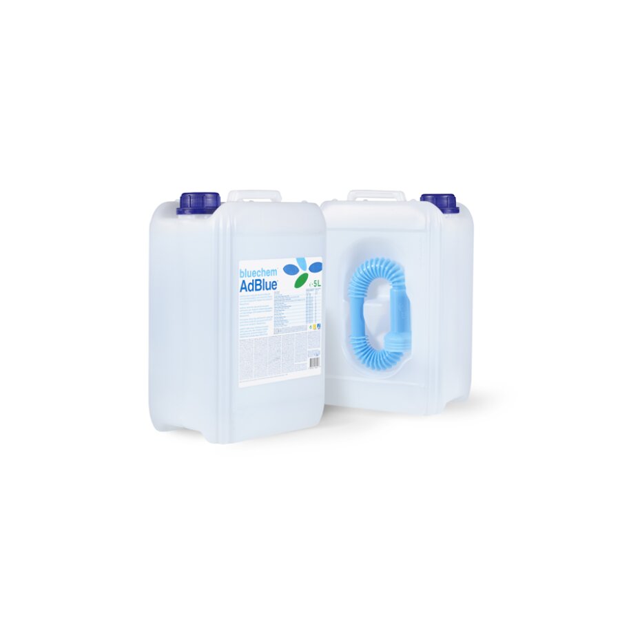 AdBlue BlueChem en práctico bidón de 5 L con manguera - Norauto